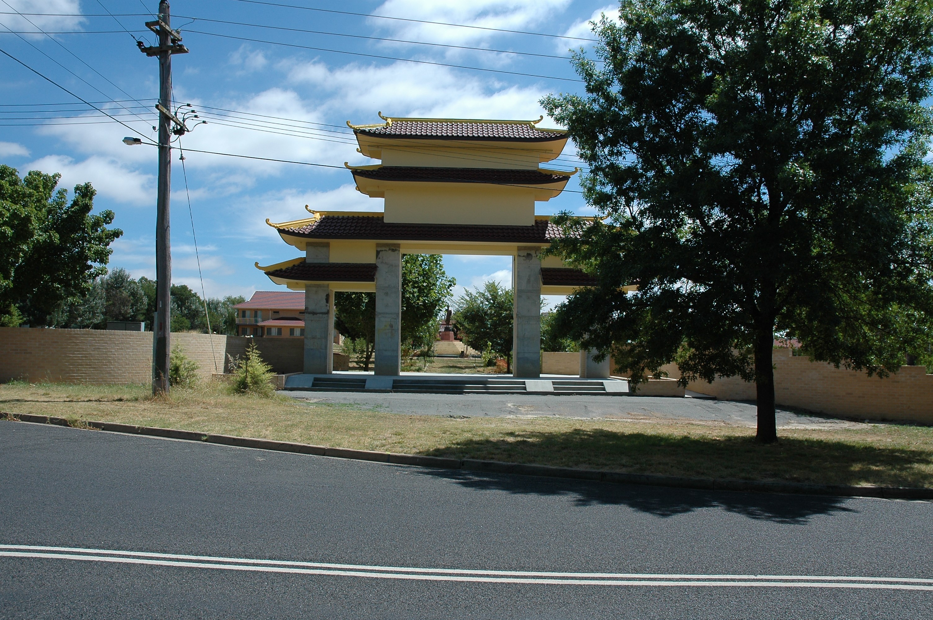 Locations Hub - Sakyamuni Buddhist Centre / Van Hanh Monastery